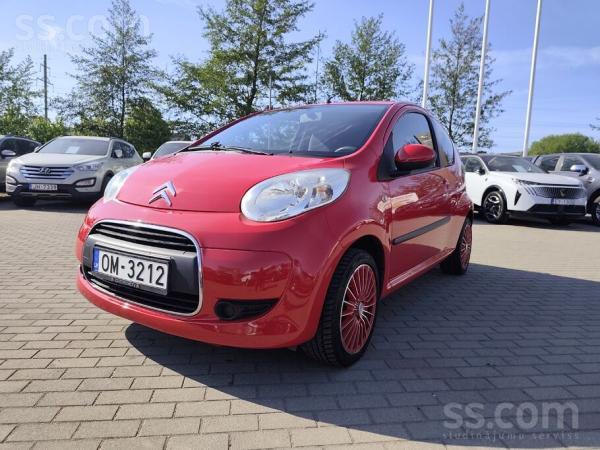 Sarkans Citroen C1 2008 Liepāja, ar dzinēja tilpumu 1.00 L un nobraukumu 177 tūkst. km par 2250 €, foto 1 vietnē AUTOMOTO.COM.LV