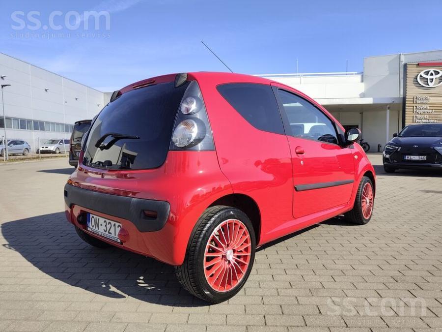 Sarkans Citroen C1 2008 Liepāja, ar dzinēja tilpumu 1.00 L un nobraukumu 177 tūkst. km par 2250 €, foto 5 vietnē AUTOMOTO.COM.LV