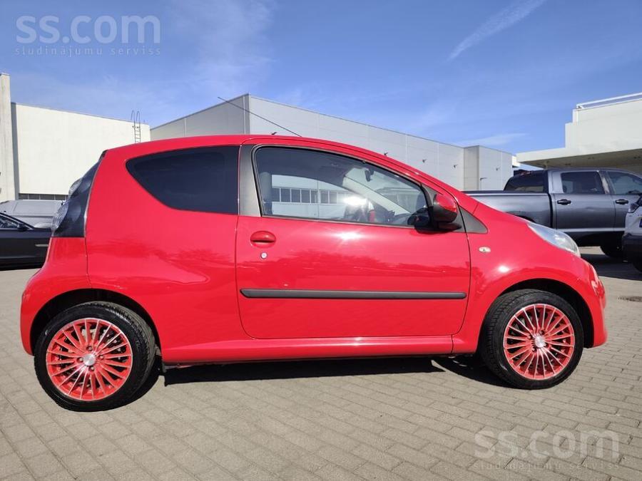 Sarkans Citroen C1 2008 Liepāja, ar dzinēja tilpumu 1.00 L un nobraukumu 177 tūkst. km par 2250 €, foto 9 vietnē AUTOMOTO.COM.LV