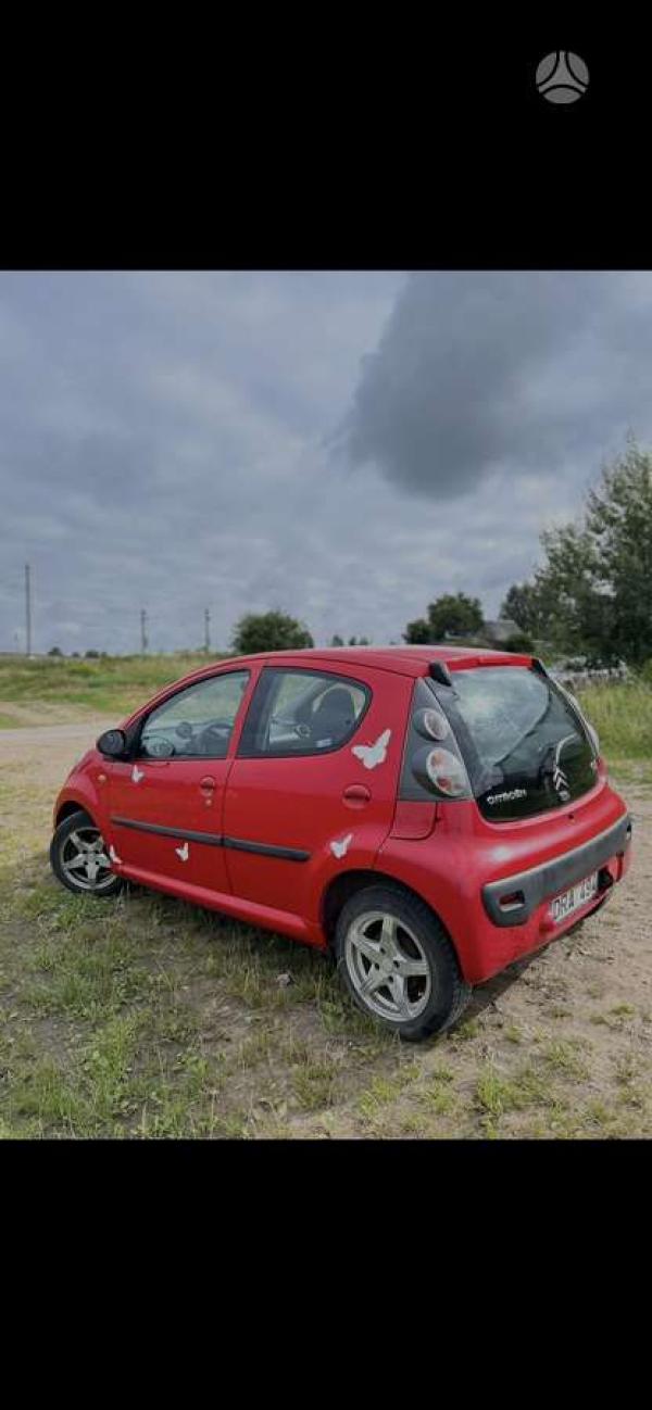 Red Citroen C1 2008 in Vilnius, with an engine capacity of 1.00 L and mileage of 95 thousand km for 2500 €, photo 8 on AUTOMOTO.COM.LV