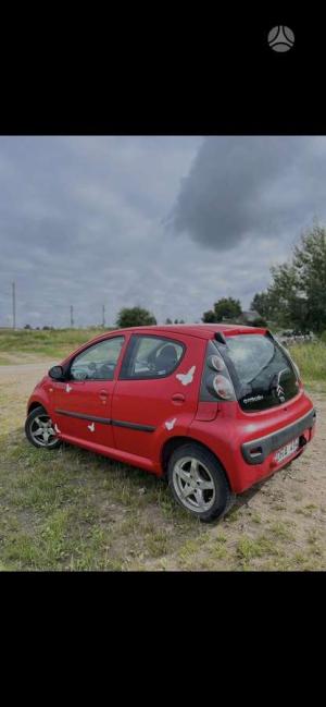 Red Citroen C1 2008 in Vilnius, with an engine capacity of 1.00 L and mileage of 95 thousand km for 2500 €, photo 8 on AUTOMOTO.COM.LV