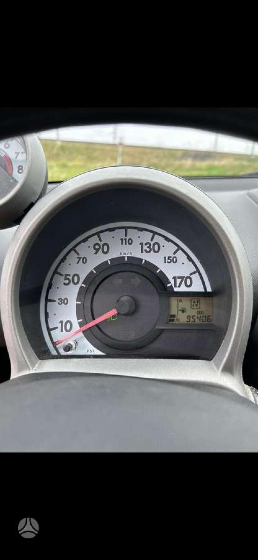 Red Citroen C1 2008 in Vilnius, with an engine capacity of 1.00 L and mileage of 95 thousand km for 2500 €, photo 11 on AUTOMOTO.COM.LV