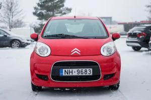 Red Citroen C1 2009 in Liepaja, with an engine capacity of 1.00 L and mileage of 84 thousand km for 2800 €, photo 7 on AUTOMOTO.COM.LV