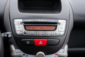 Red Citroen C1 2009 in Liepaja, with an engine capacity of 1.00 L and mileage of 84 thousand km for 2800 €, photo 14 on AUTOMOTO.COM.LV
