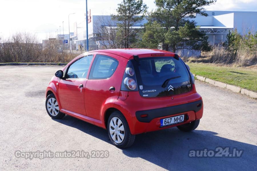 Red Citroen C1 2011 in Kuressaare, with an engine capacity of 1.00 L and mileage of 74 thousand km for 2150 €, photo 5 on AUTOMOTO.COM.LV