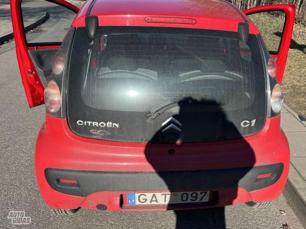 Sarkans Citroen C1 2011 Viļņa, ar dzinēja tilpumu 1.00 L un nobraukumu 38 tūkst. km par 3500 €, foto 2 vietnē AUTOMOTO.COM.LV