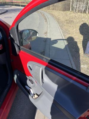 Red Citroen C1 2011 in Vilnius, with an engine capacity of 1.00 L and mileage of 38 thousand km for 3150 €, photo 7 on AUTOMOTO.COM.LV
