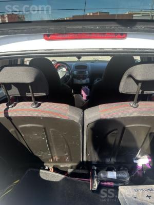 Balts Citroen C1 2014 Rīga, ar dzinēja tilpumu 1.00 L un nobraukumu 100 tūkst. km par 2550 €, foto 13 vietnē AUTOMOTO.COM.LV