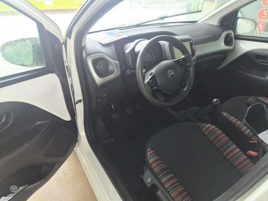 White Citroen C1 2016 in Utena, with an engine capacity of 1.20 L and mileage of 159 thousand km for 3650 €, photo 10 on AUTOMOTO.COM.LV