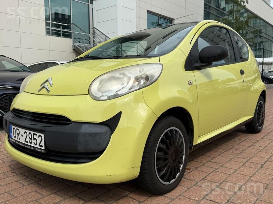 Yellow Citroen C1 2007 in Riga, with an engine capacity of 1.00 L and mileage of 0 thousand km for 1800 €, photo 3 on AUTOMOTO.COM.LV