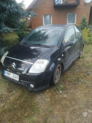 Black Citroen C2 2004 in Vilnius, with an engine capacity of 1.40 L and mileage of 299 thousand km for 480 €, photo 2 on AUTOMOTO.COM.LV