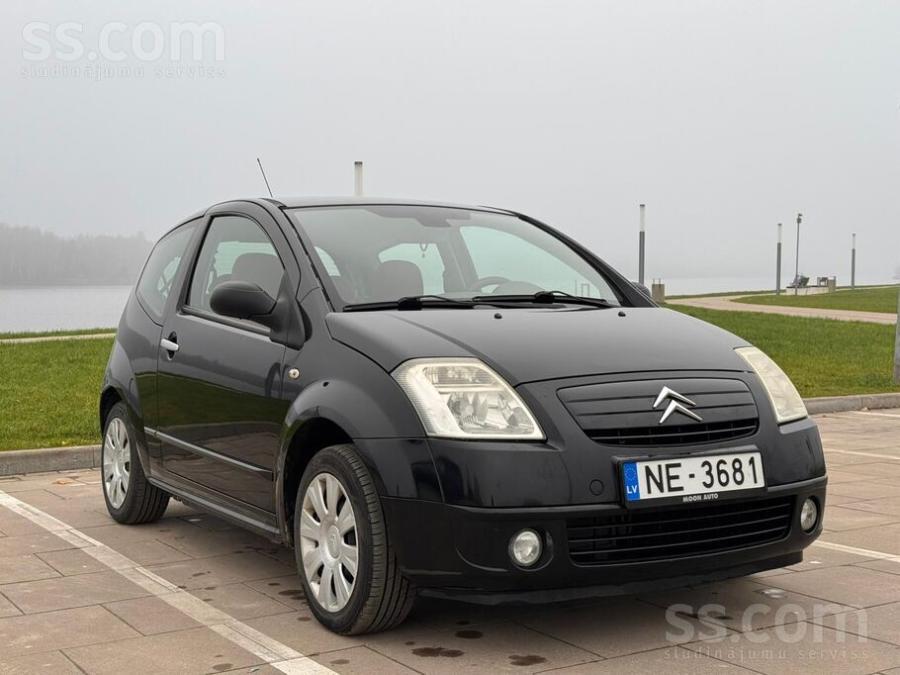 Melns Citroen C2 2005 Ogre, ar dzinēja tilpumu 1.40 L un nobraukumu 196 tūkst. km par 1700 €, foto 4 vietnē AUTOMOTO.COM.LV