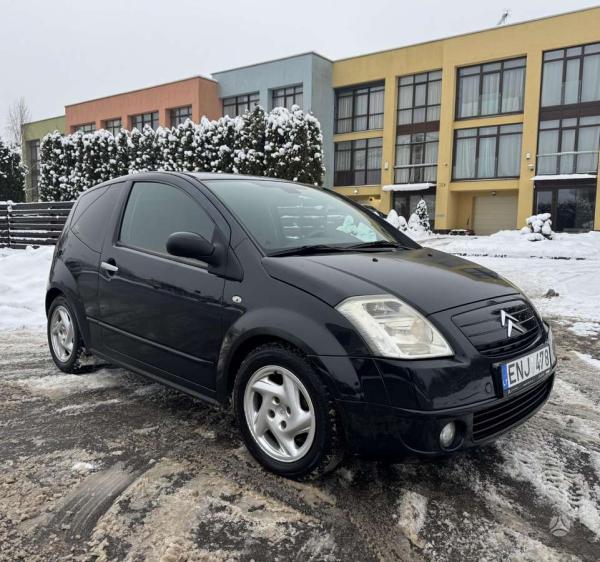 Black Citroen C2 2006 in Vilnius, with an engine capacity of 1.36 L and mileage of 163 thousand km for 1650 €, photo 2 on AUTOMOTO.COM.LV