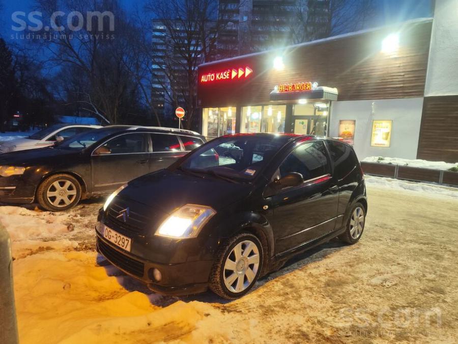 Melns Citroen C2 2006 Rīga, ar dzinēja tilpumu 1.60 L un nobraukumu 107 tūkst. km par 1400 €, foto 7 vietnē AUTOMOTO.COM.LV