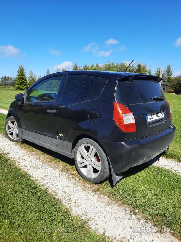 Black Citroen C2 2006 in Kuressaare, with an engine capacity of 1.40 L and mileage of 260 thousand km for 1600 €, photo 4 on AUTOMOTO.COM.LV