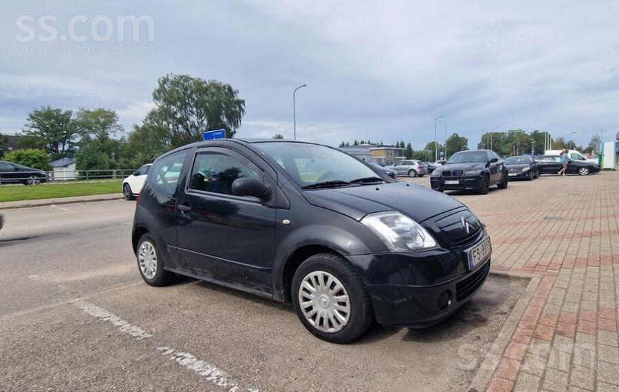 Black Citroen C2 2006 in Riga, with an engine capacity of 1.40 L and mileage of 263 thousand km for 500 €, photo 4 on AUTOMOTO.COM.LV