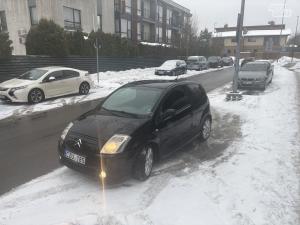 Black Citroen C2 2007 in Vilnius, with an engine capacity of 1.60 L and mileage of 220 thousand km for 899 €, photo 2 on AUTOMOTO.COM.LV