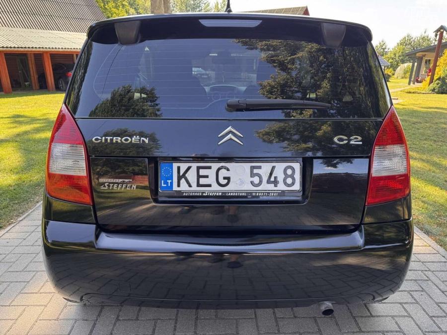 Black Citroen C2 2007 in Kaunas, with an engine capacity of 1.40 L and mileage of 209 thousand km for 1450 €, photo 6 on AUTOMOTO.COM.LV