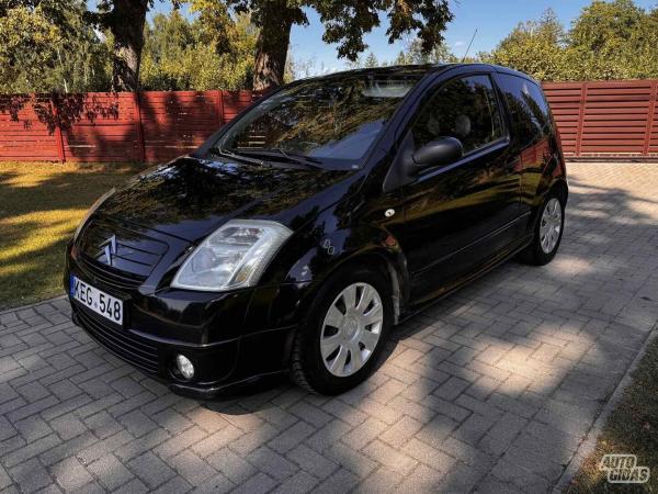Black Citroen C2 2007 in Kaunas, with an engine capacity of 1.40 L and mileage of 209 thousand km for 1450 €, photo 6 on AUTOMOTO.COM.LV