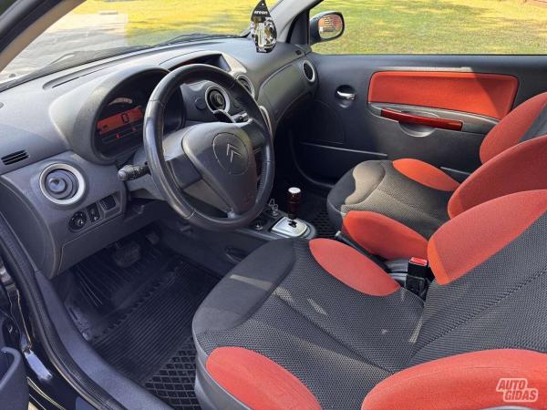 Black Citroen C2 2007 in Kaunas, with an engine capacity of 1.40 L and mileage of 209 thousand km for 1450 €, photo 7 on AUTOMOTO.COM.LV