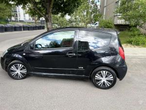 Melns Citroen C2 2008 Viļņa, ar dzinēja tilpumu 1.40 L un nobraukumu 331 tūkst. km par 890 €, foto 4 vietnē AUTOMOTO.COM.LV