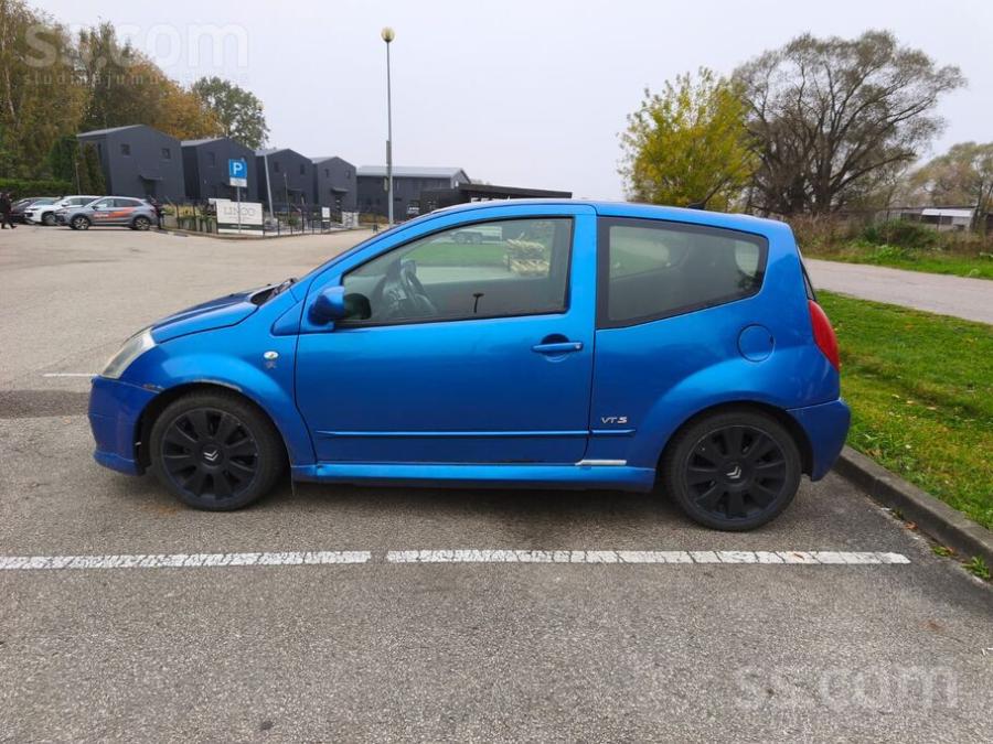 Blue Citroen C2 2005 in Riga, with an engine capacity of 1.60 L and mileage of 190 thousand km for 1500 €, photo 5 on AUTOMOTO.COM.LV