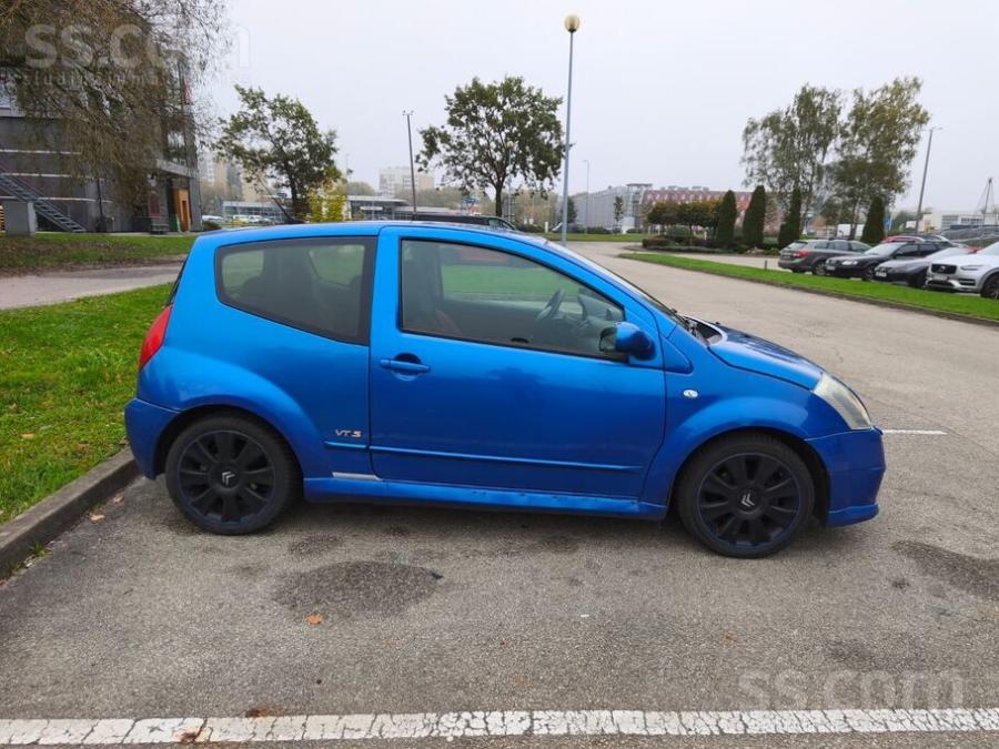 Blue Citroen C2 2005 in Riga, with an engine capacity of 1.60 L and mileage of 190 thousand km for 1500 €, photo 8 on AUTOMOTO.COM.LV