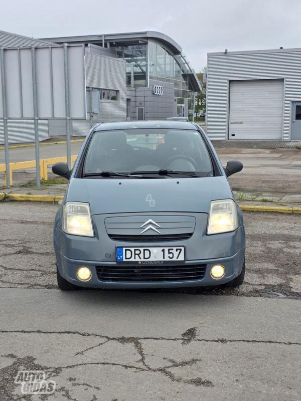 Blue Citroen C2 2005 in Klaipeda, with an engine capacity of 1.10 L and mileage of 213 thousand km for 1100 €, photo 2 on AUTOMOTO.COM.LV