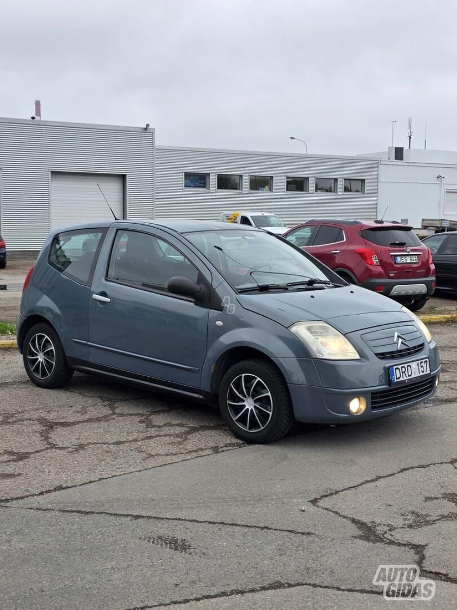 Blue Citroen C2 2005 in Klaipeda, with an engine capacity of 1.10 L and mileage of 213 thousand km for 1100 €, photo 4 on AUTOMOTO.COM.LV