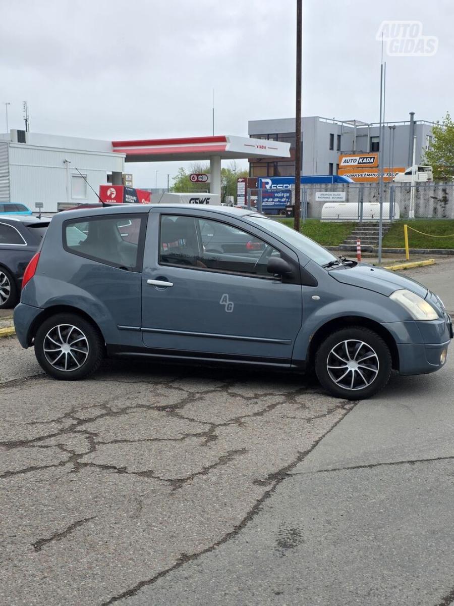 Blue Citroen C2 2005 in Klaipeda, with an engine capacity of 1.10 L and mileage of 213 thousand km for 1100 €, photo 5 on AUTOMOTO.COM.LV