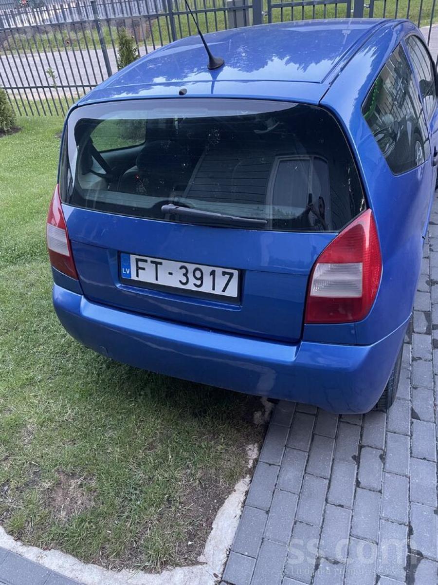 Zils Citroen C2 2006 Rīga, ar dzinēja tilpumu 1.40 L un nobraukumu 260 tūkst. km par 500 €, foto 8 vietnē AUTOMOTO.COM.LV