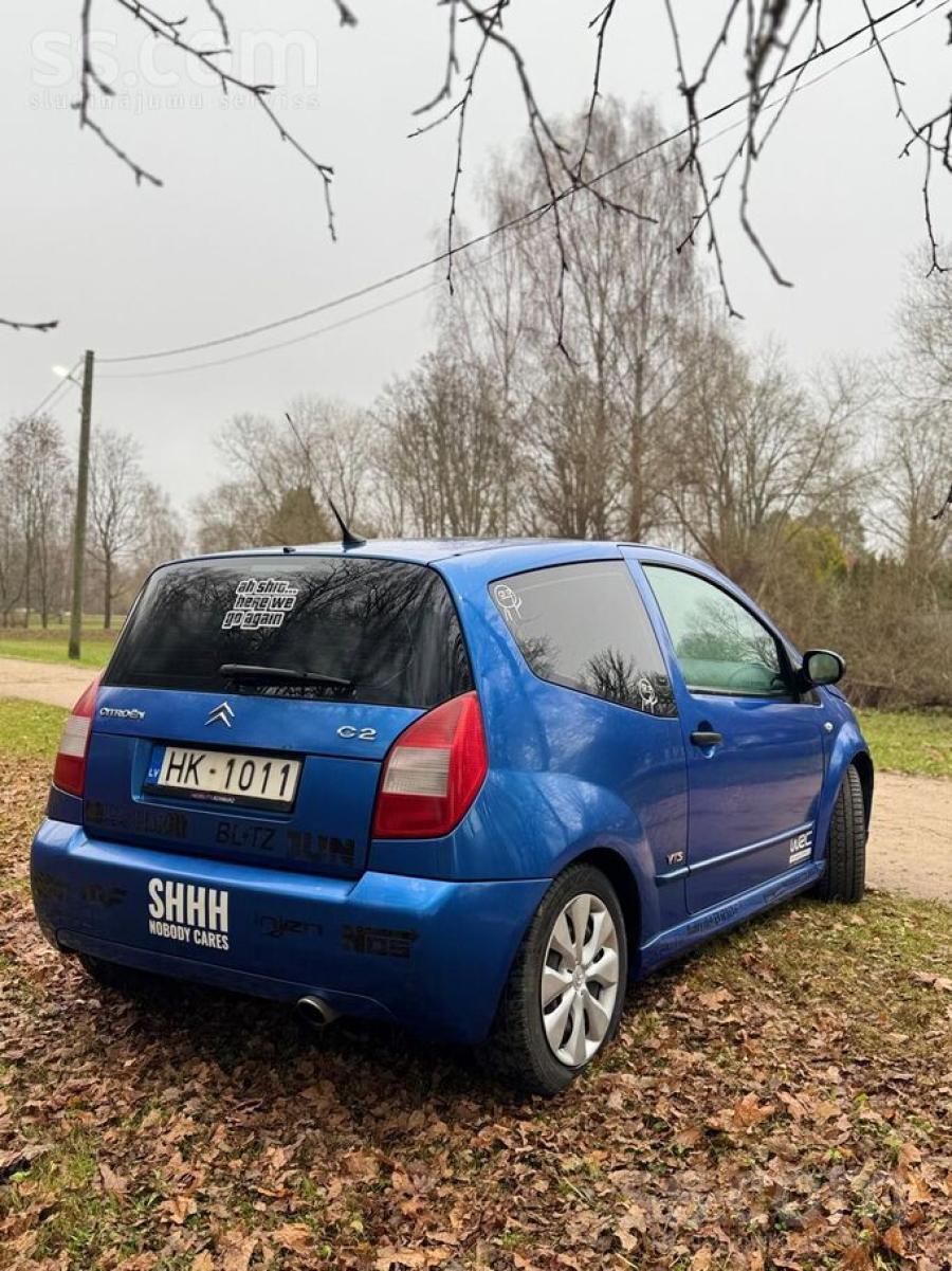 Blue Citroen C2 2008 in Riga, with an engine capacity of 1.60 L and mileage of 180 thousand km for 1100 €, photo 4 on AUTOMOTO.COM.LV