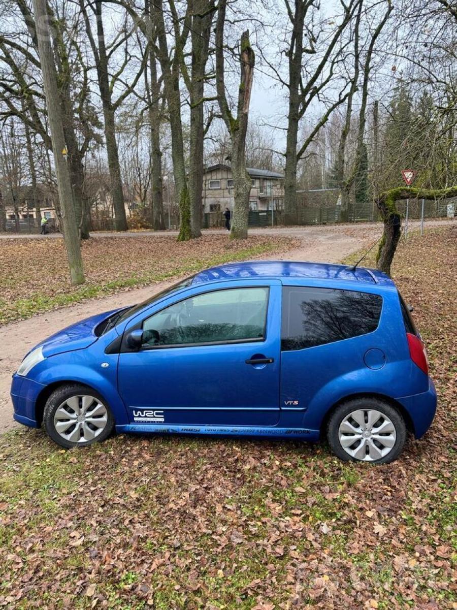 Blue Citroen C2 2008 in Riga, with an engine capacity of 1.60 L and mileage of 180 thousand km for 1100 €, photo 7 on AUTOMOTO.COM.LV