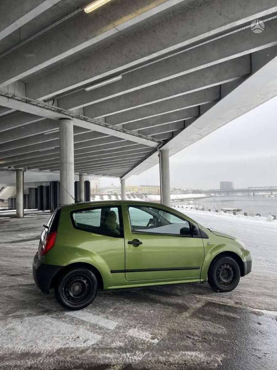 Zaļš Citroen C2 2005 Kauņa, ar dzinēja tilpumu 1.12 L un nobraukumu 131 tūkst. km par 1100 €, foto 3 vietnē AUTOMOTO.COM.LV