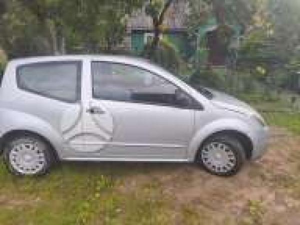 Grey Citroen C2 2004 in Vilnius, with an engine capacity of 1.12 L and mileage of 80 thousand km for 390 €, photo 3 on AUTOMOTO.COM.LV