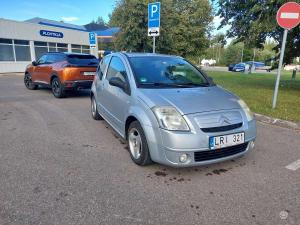 Grey Citroen C2 2006 in Vilnius, with an engine capacity of 1.40 L and mileage of 270 thousand km for 999 €, photo 3 on AUTOMOTO.COM.LV