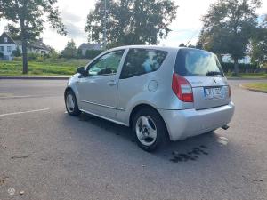 Grey Citroen C2 2006 in Vilnius, with an engine capacity of 1.40 L and mileage of 270 thousand km for 999 €, photo 5 on AUTOMOTO.COM.LV