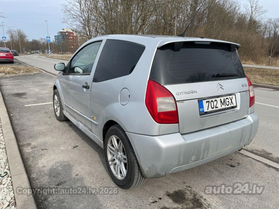 Pelēks Citroen C2 2007 Tallina, ar dzinēja tilpumu 1.40 L un nobraukumu 136 tūkst. km par 1400 €, foto 3 vietnē AUTOMOTO.COM.LV