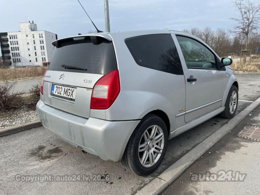 Pelēks Citroen C2 2007 Tallina, ar dzinēja tilpumu 1.40 L un nobraukumu 136 tūkst. km par 1400 €, foto 5 vietnē AUTOMOTO.COM.LV
