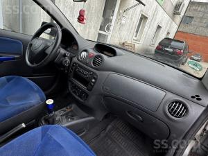Citroen C2 2004 Daugavpils, ar dzinēja tilpumu 1.40 L un nobraukumu 0 tūkst. km par 790 €, foto 9 vietnē AUTOMOTO.COM.LV