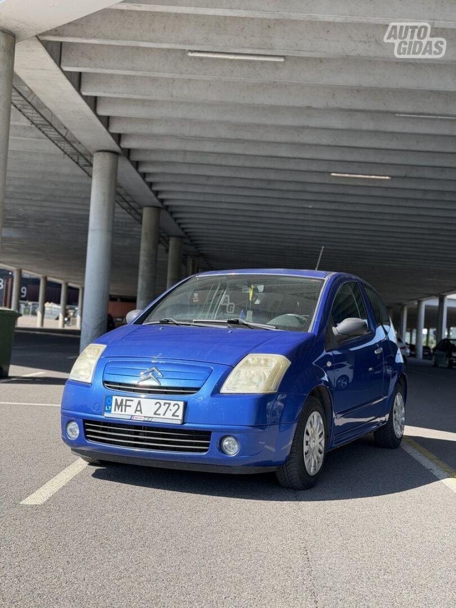 Citroen C2 2004 Kauņa, ar dzinēja tilpumu 1.40 L un nobraukumu 210 tūkst. km par 1200 €, foto 1 vietnē AUTOMOTO.COM.LV