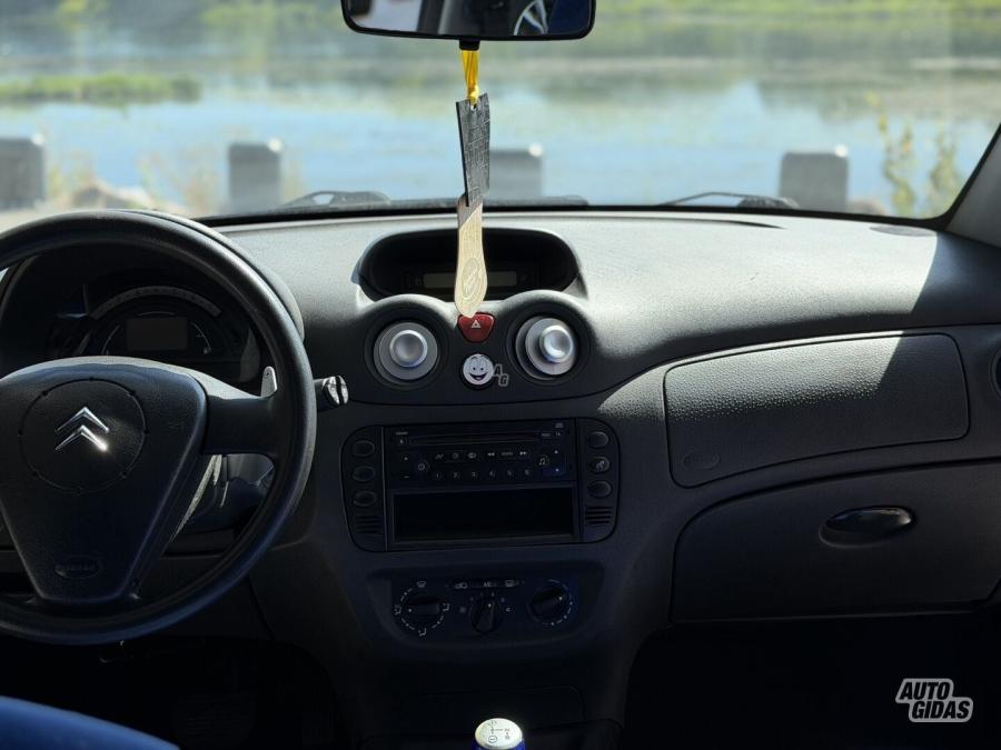 Citroen C2 2004 Kauņa, ar dzinēja tilpumu 1.40 L un nobraukumu 210 tūkst. km par 1200 €, foto 9 vietnē AUTOMOTO.COM.LV