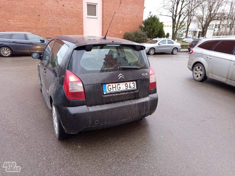 Citroen C2 2005 Panevēža, ar dzinēja tilpumu 1.40 L un nobraukumu 148 tūkst. km par 500 €, foto 3 vietnē AUTOMOTO.COM.LV