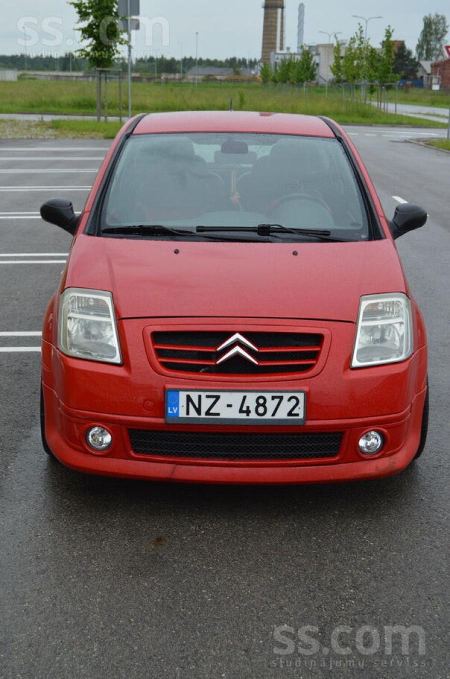 Sarkans Citroen C2 2006 Valmiera, ar dzinēja tilpumu 1.40 L un nobraukumu 227 tūkst. km par 1350 €, foto 11 vietnē AUTOMOTO.COM.LV