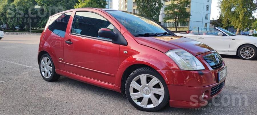 Красный Ситроен С2 2008 в Елгава, объемом двигателя 1.60 л и пробегом 124 тыс. км за 1550 €, фото 1 на AUTOMOTO.COM.LV