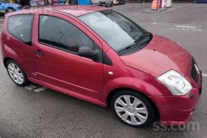 Red Citroen C2 2005 in Riga, with an engine capacity of 1.60 L and mileage of 123 thousand km for 1000 €, photo 3 on AUTOMOTO.COM.LV
