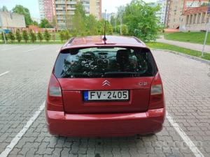 Red Citroen C2 2006 in Riga, with an engine capacity of 1.40 L and mileage of 151 thousand km for 1400 €, photo 4 on AUTOMOTO.COM.LV