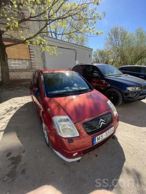 Sarkans Citroen C2 2007 Liepāja, ar dzinēja tilpumu 1.60 L un nobraukumu 0 tūkst. km par 1100 €, foto  vietnē AUTOMOTO.COM.LV