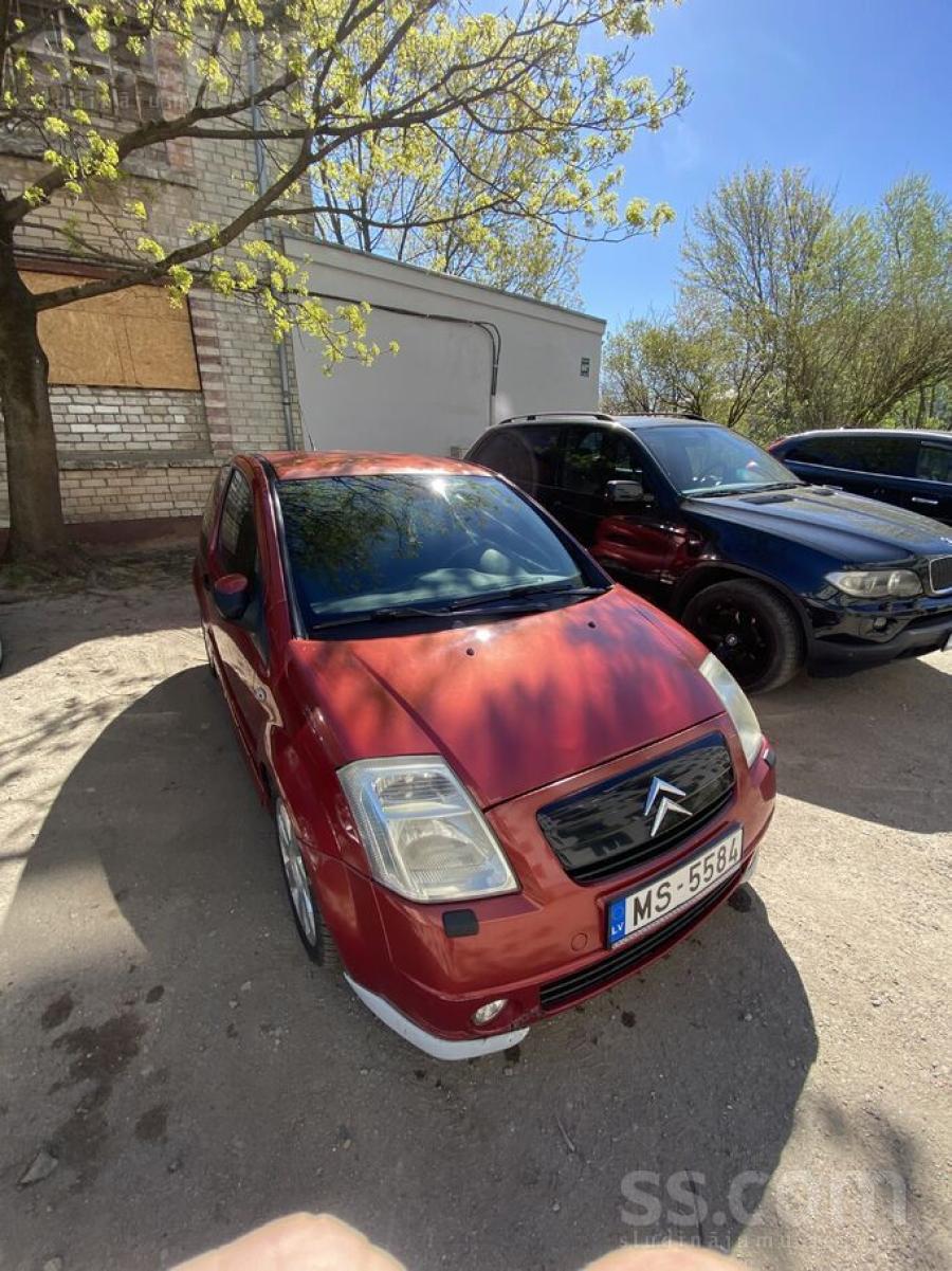 Sarkans Citroen C2 2007 Liepāja, ar dzinēja tilpumu 1.60 L un nobraukumu 0 tūkst. km par 1100 €, foto 1 vietnē AUTOMOTO.COM.LV