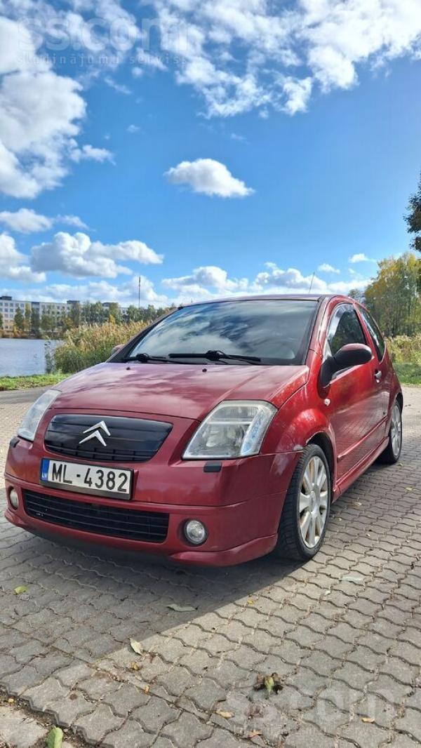 Красный Ситроен С2 2007 в Рига, объемом двигателя 1.60 л и пробегом 143 тыс. км за 1500 €, фото 3 на AUTOMOTO.COM.LV